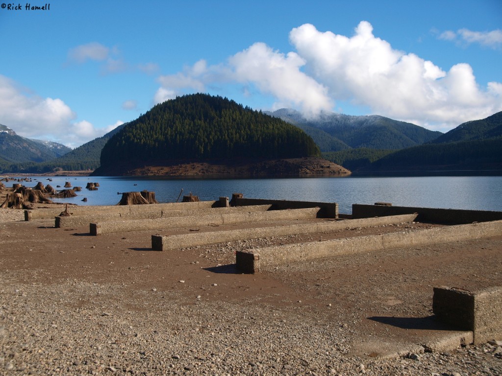 Detroit, Oregon's underwater ghost town (Coe) - Pacific Northwest Photoblog